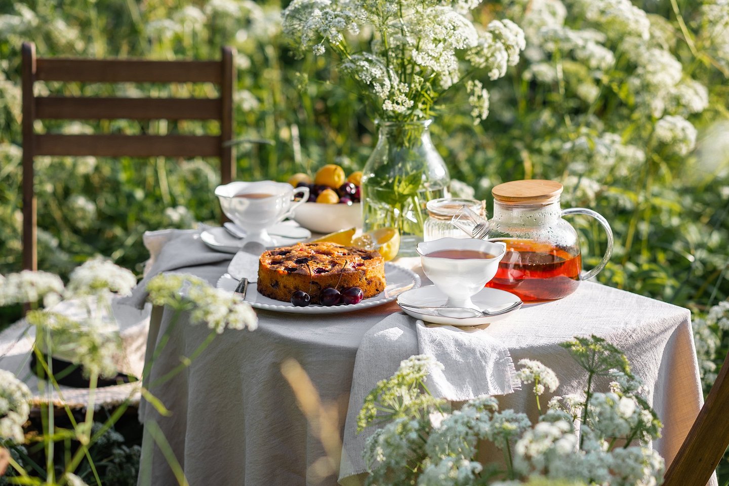 Karkauspäiviä ja karkauskuukausia - Yliopiston almanakkatoimisto